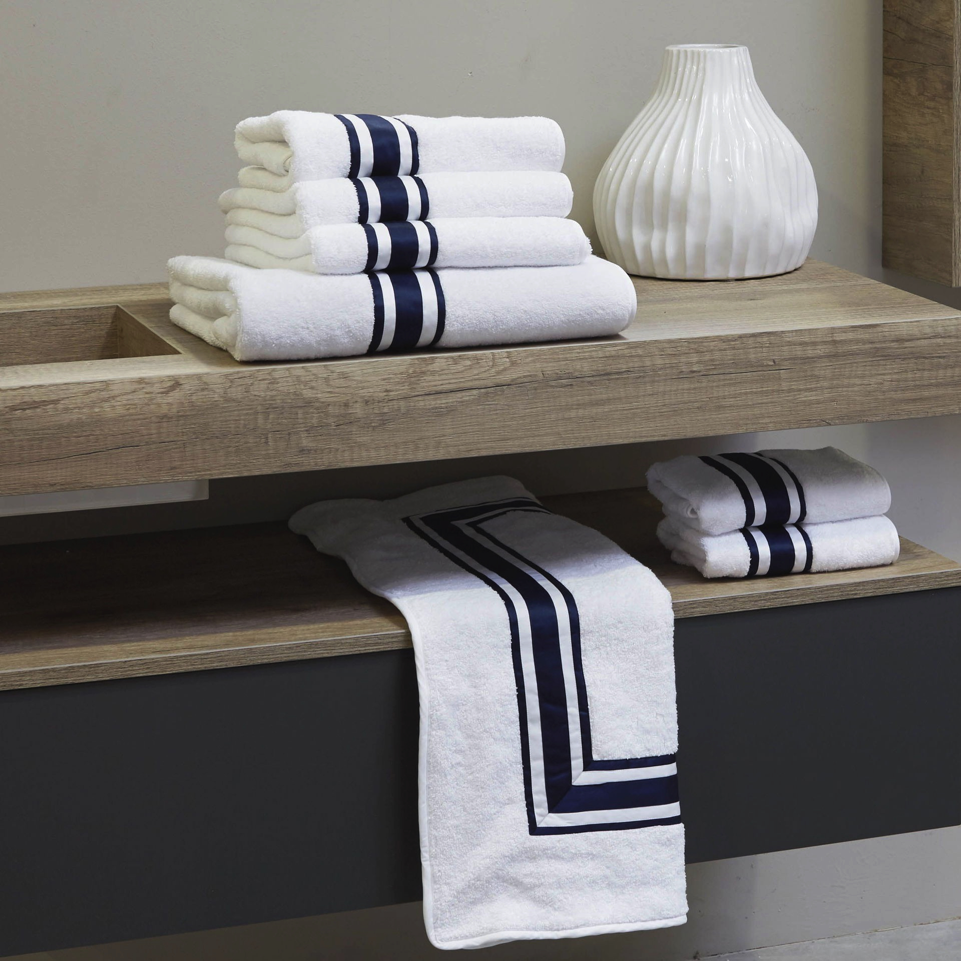 Bath by Signoria Firenze - Signoria Firenze - Brand | Fine Linens