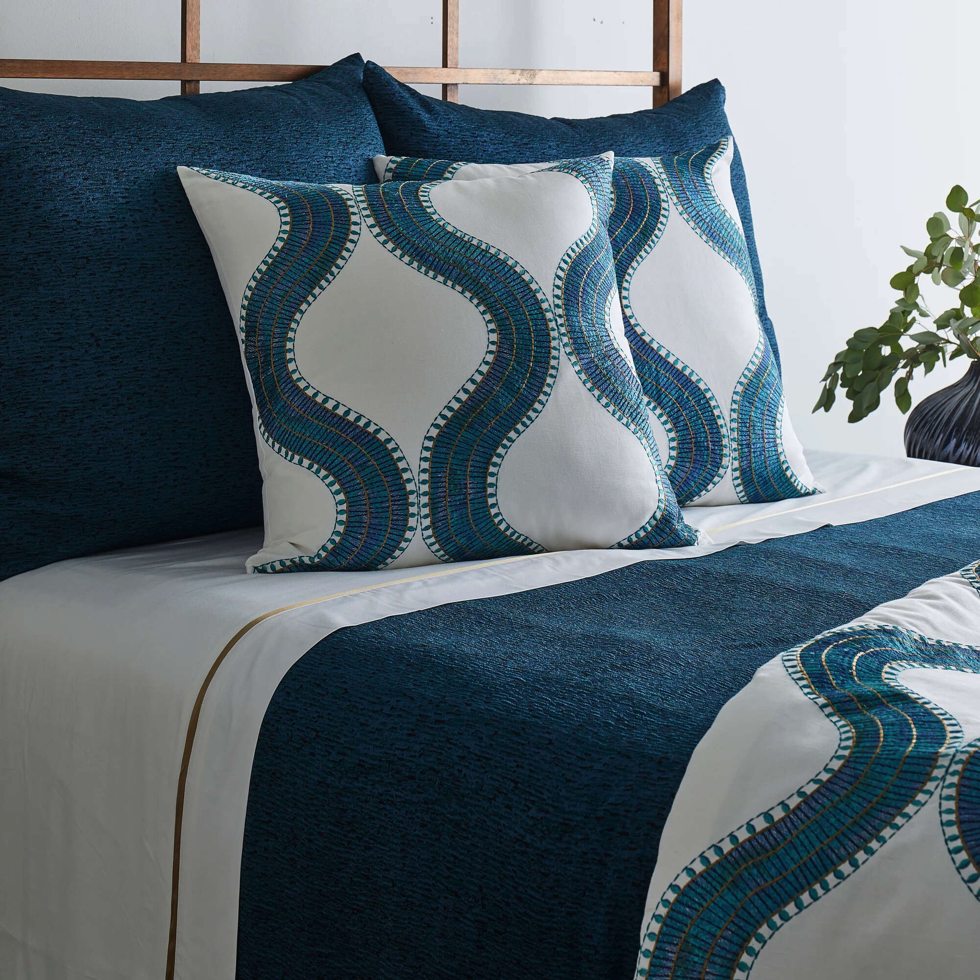 Egyptian Collar Throw by Ann Gish | Fine Linens