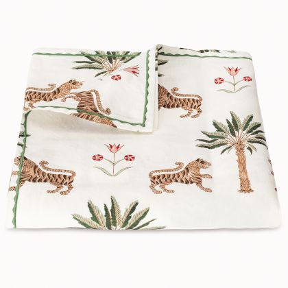Tiger Palm by Matouk Runner | Fine Linens
